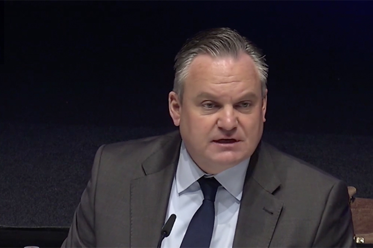 Oberbürgermeister Scharpf hat Corona